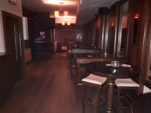 Quealy's Bar - Dungarvan Pub - Cocktails Events Racing | LSB Marketing