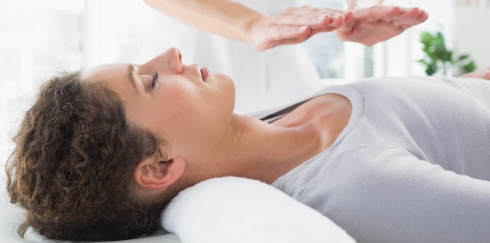 Healing With Zoe - Holistic Therapies, Reflexology, Reiki | LSB Marketing